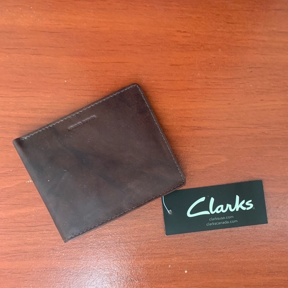 Bags | Clarks Wallet | Poshmark